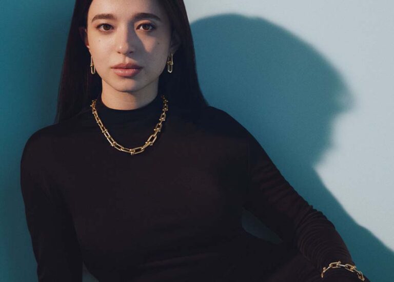 Tiffany & Co: Mikey Madison und Greta Lee für HardWear-Kampagne 2025 ...